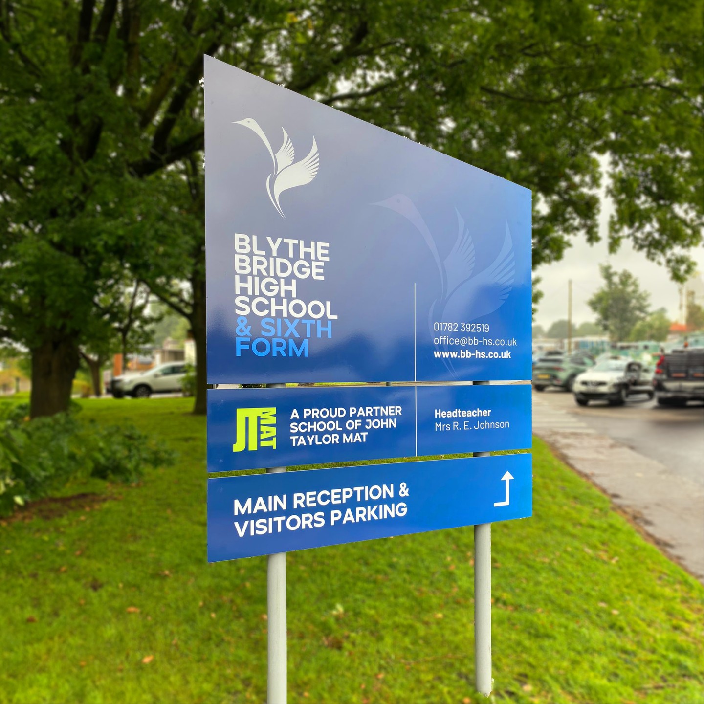 Standout Signage | Design, Printed & Installed | Panda Press